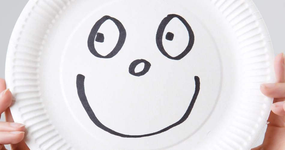 Inexpensive paper plates store
